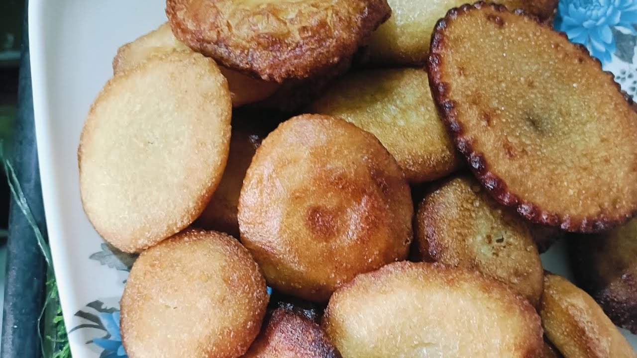 moyda diye pitha recipe - YouTube