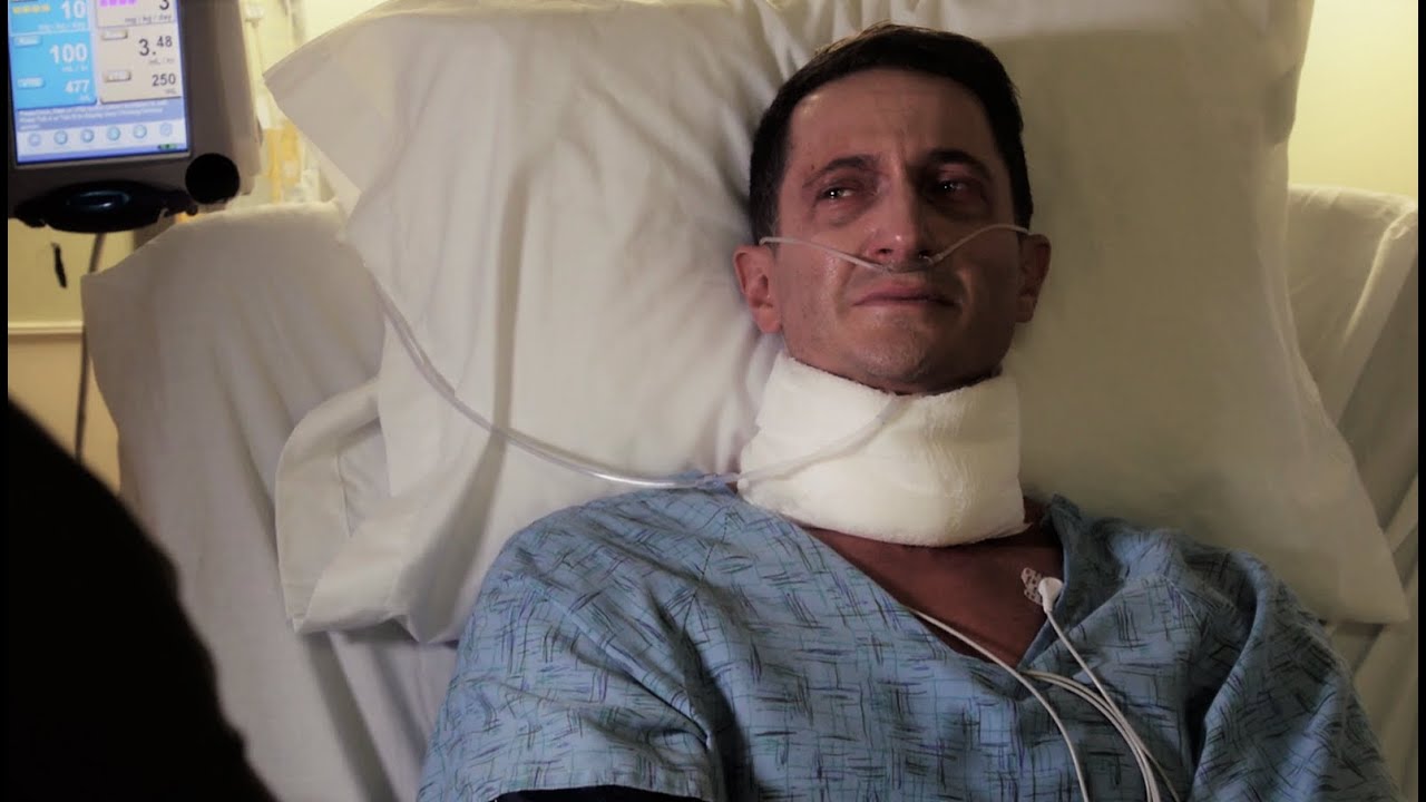 911 5x02. "Desperate Time" Sasha Roiz. Det Lou Ransone - YouTube