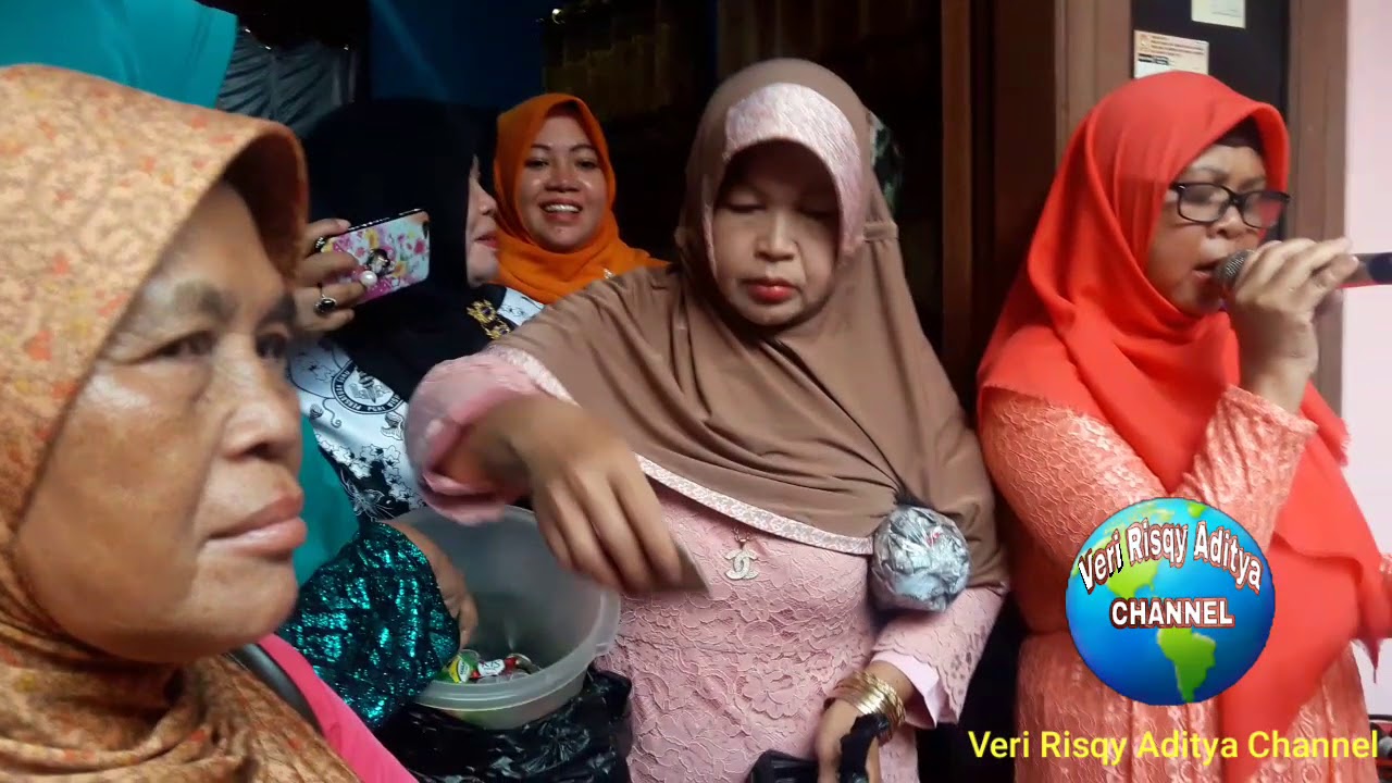 Saweran | Adat Unik | Prosesi Pernikahan Sunda-Jawa - YouTube
