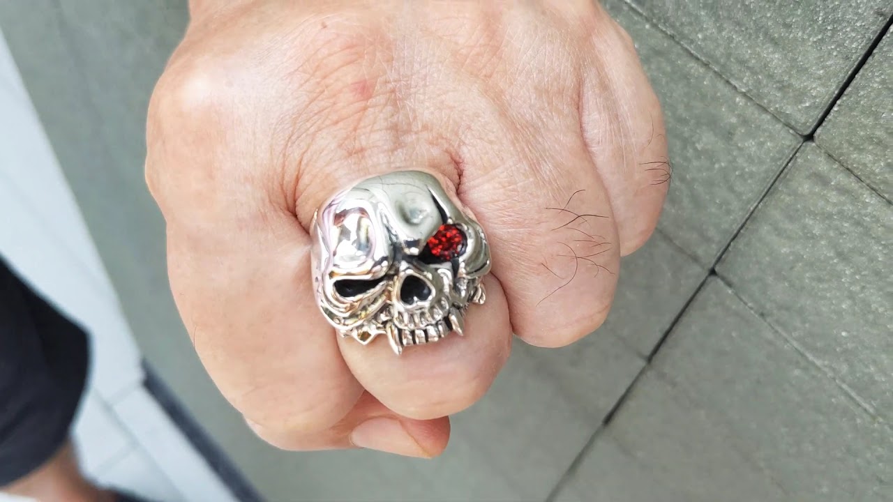 Sterling Silver Skull Vampire Ring - YouTube