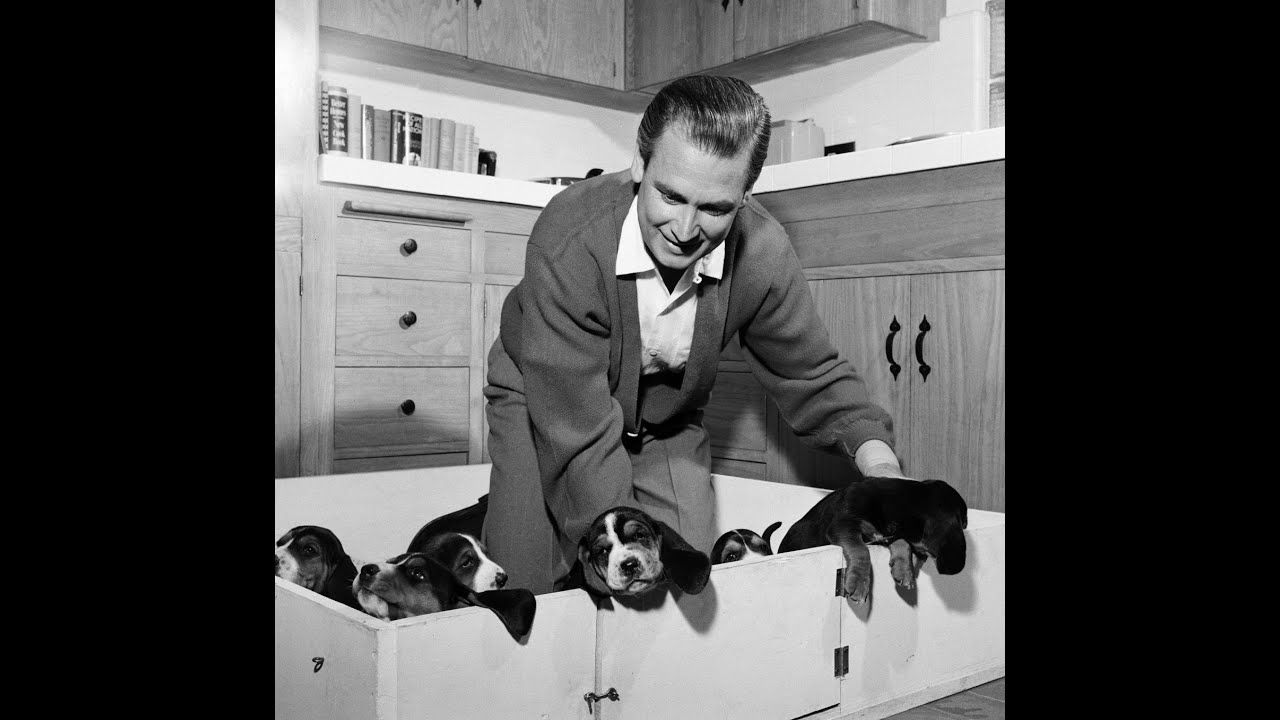 The Dawn Report: Bob Barker's life-dedication to animal activism - YouTube