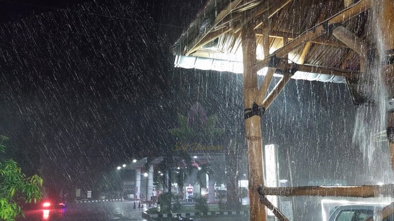 Real rain sounds from the bamboo house terrace for your deep sleep ...
