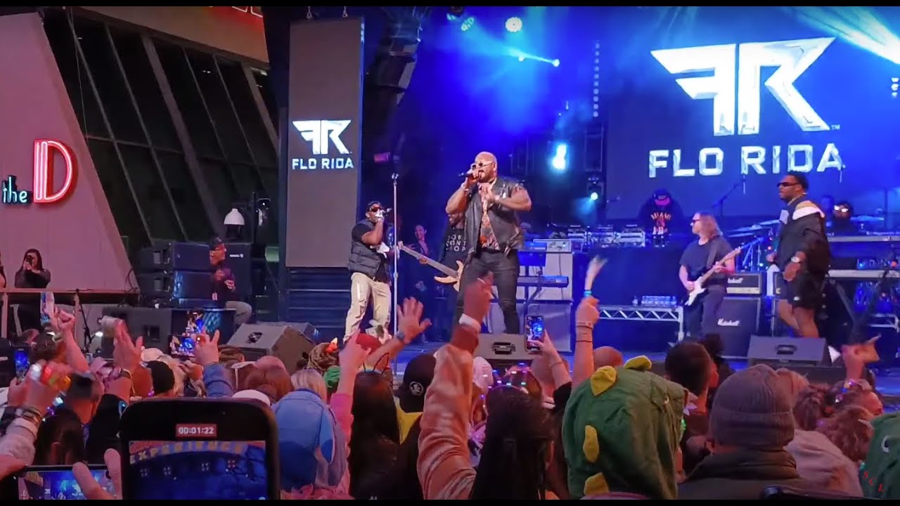 🔴LIVE Flo Rida Concert @ Fremont Street Experience - YouTube