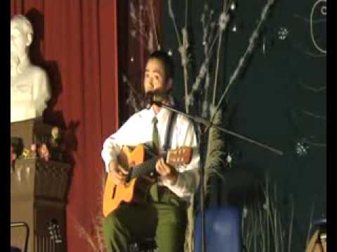 Tran Anh Tuan   Cay Dan Guitar Cua Lotka