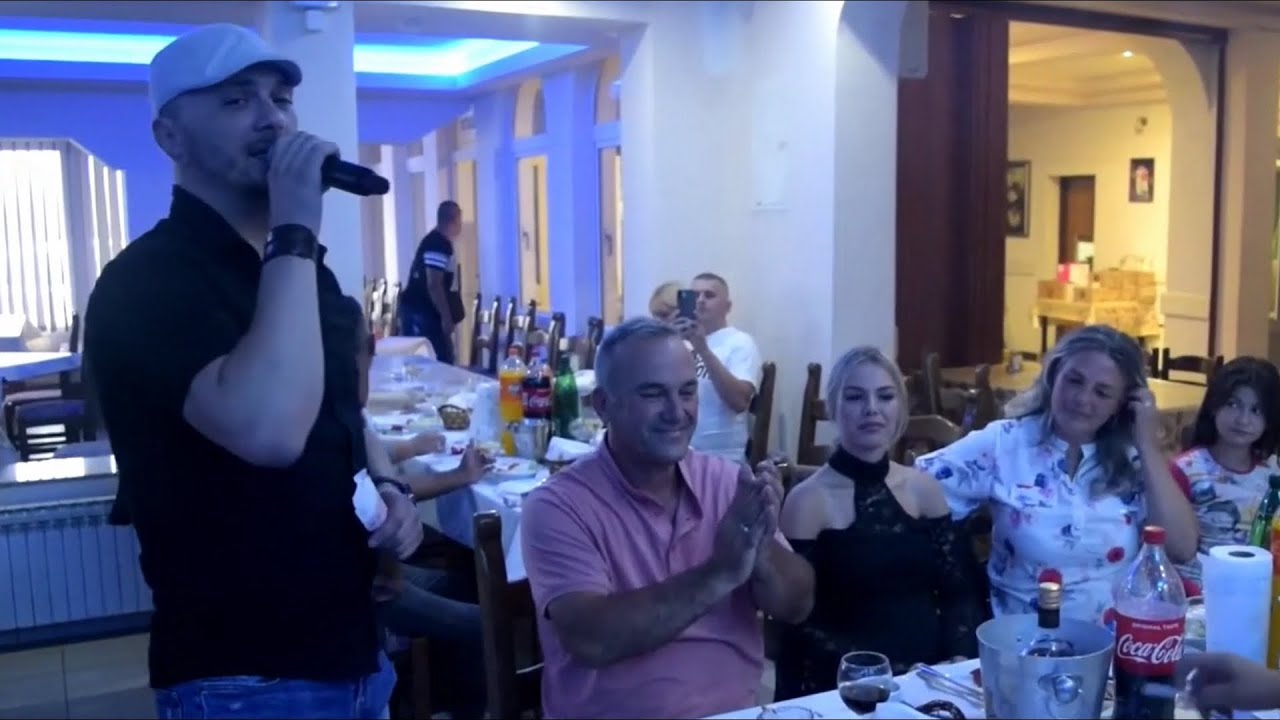 Mersed Hodzic - Volim Mejru (Uzivo) - YouTube