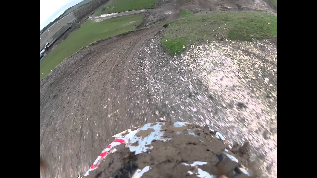 Ashdown Motocross Track 31-12-11 vid 2 big jump - YouTube