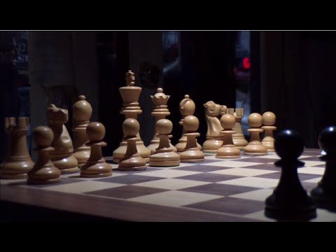 A Quick History Of The Staunton Chess Set - YouTube