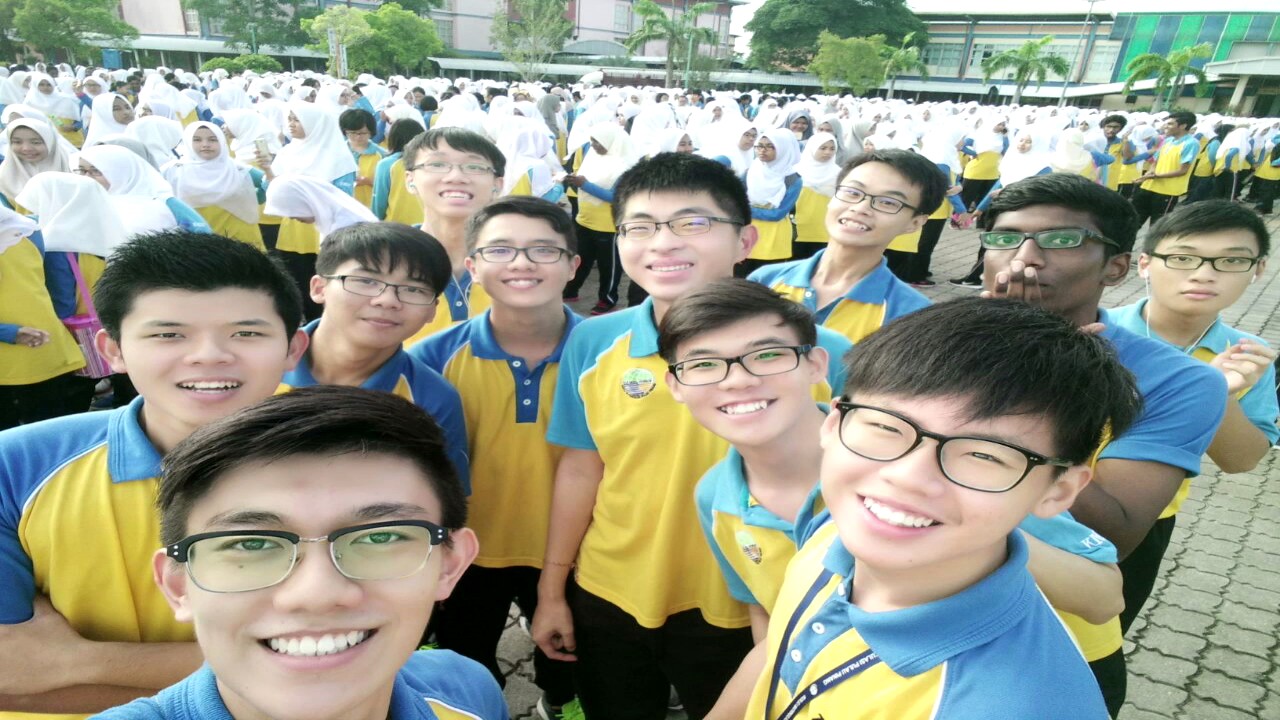 Life in KMPP - YouTube