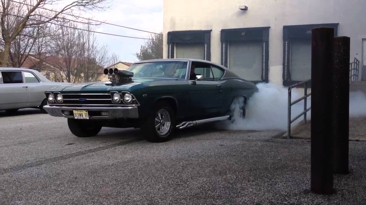 Blown 69 chevelle burnout - YouTube