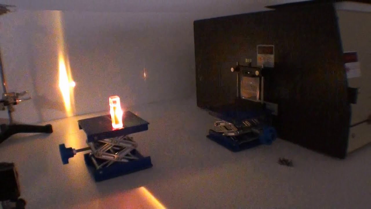 Dye pumped by TEA N2 laser LN1000 - YouTube