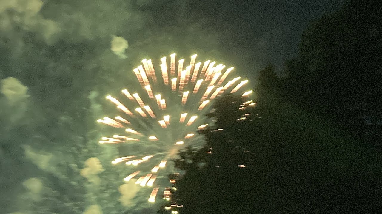 Fourth of July pre firework show - YouTube