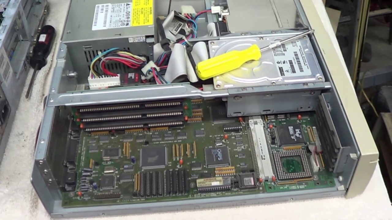 Digital DECpc 425sxLP - YouTube