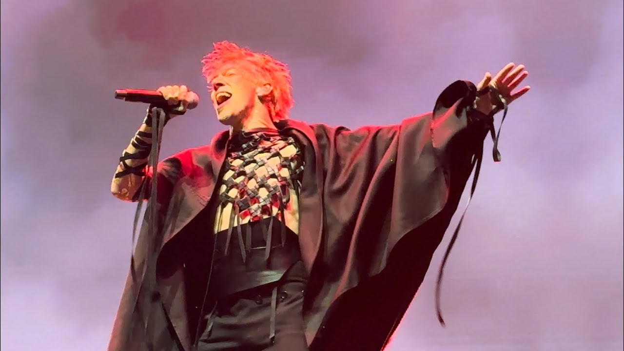 Mustii - Before The Party’s Over - Belgium 🇧🇪 (Live @ Eurovision in ...