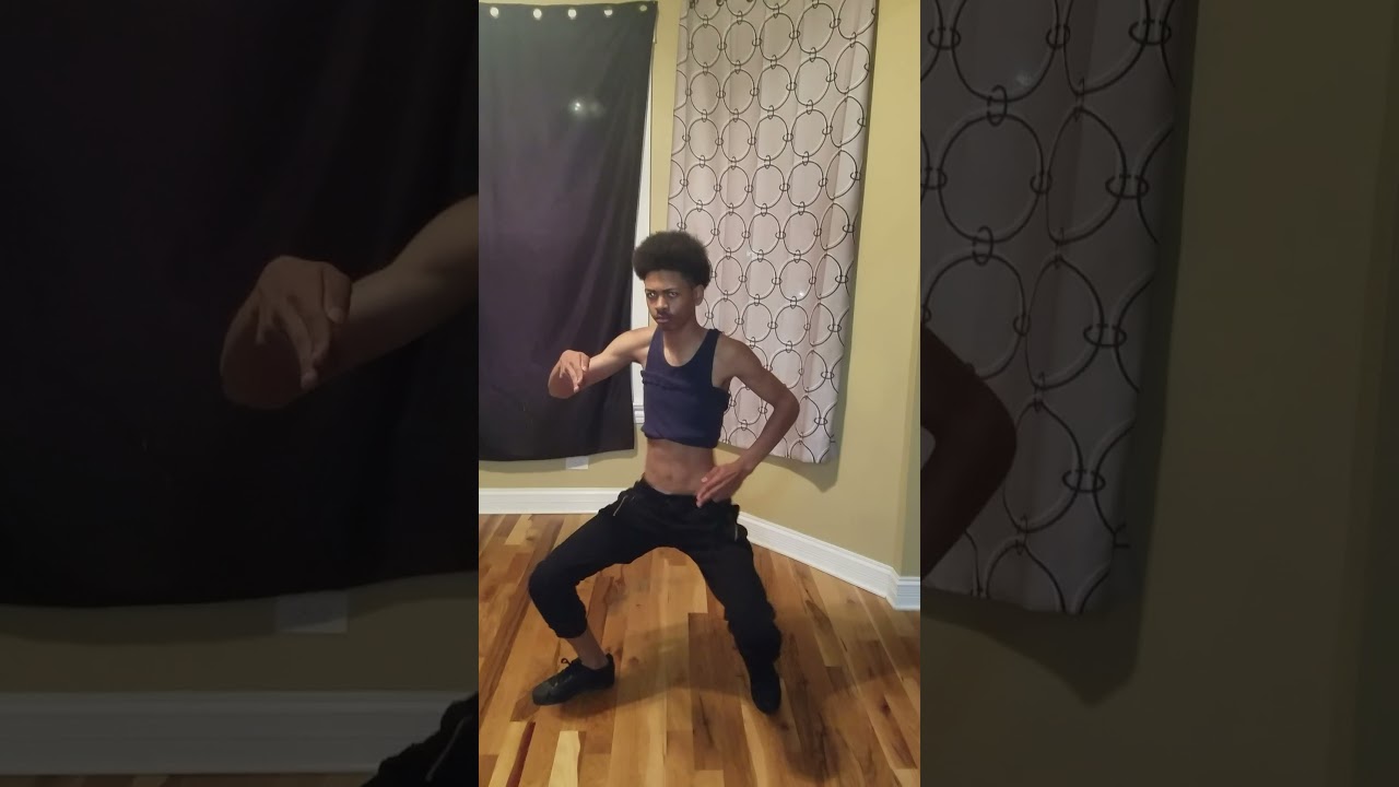 Gay Boy Hip Rolling Pt.2 - YouTube