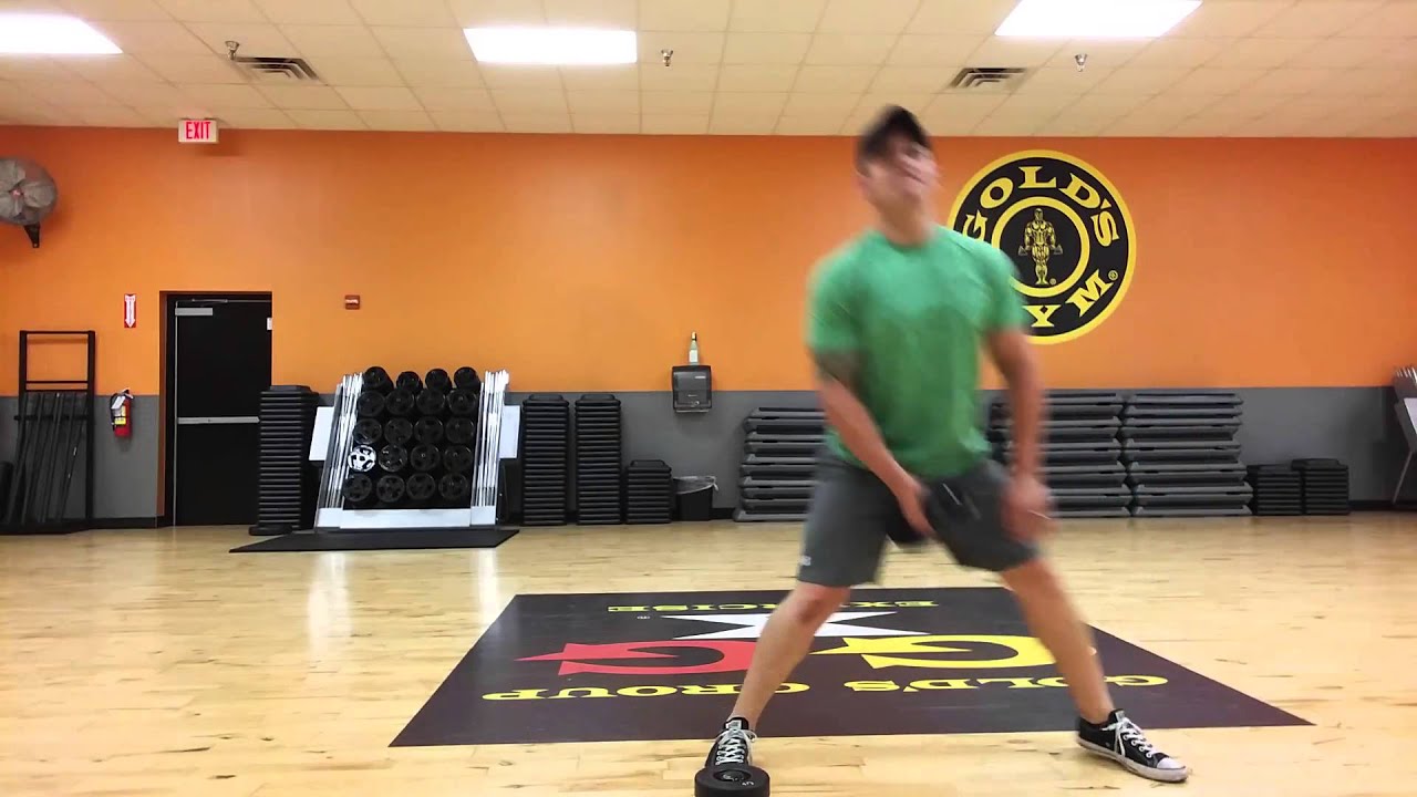 Single Dumbbell Alternating Side Lunges - YouTube