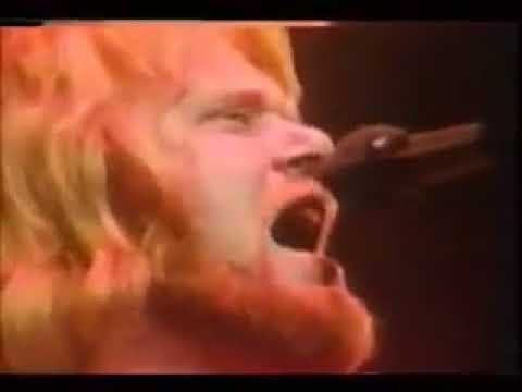 BTO Live Vancouver 1975 "Let It Ride" - YouTube