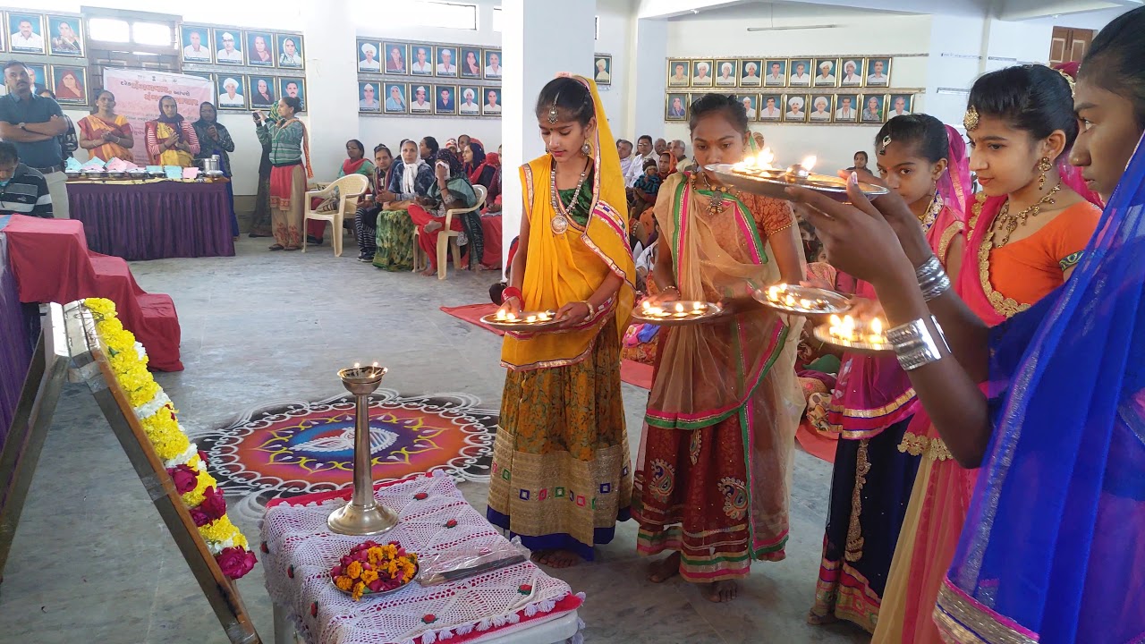 Kuposhan arati - YouTube