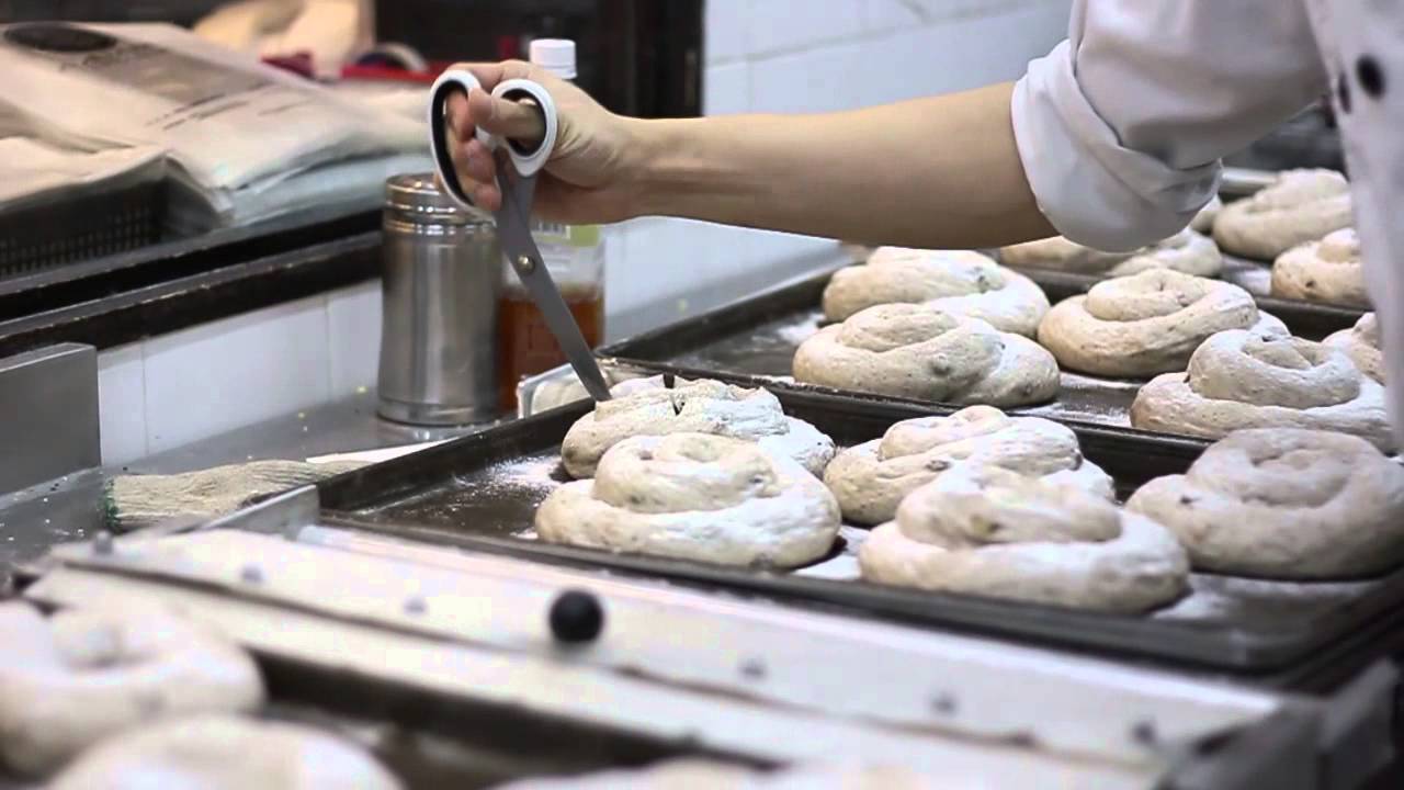 TOP POT BAKERY パン達人手感烘焙 製作過程 - YouTube