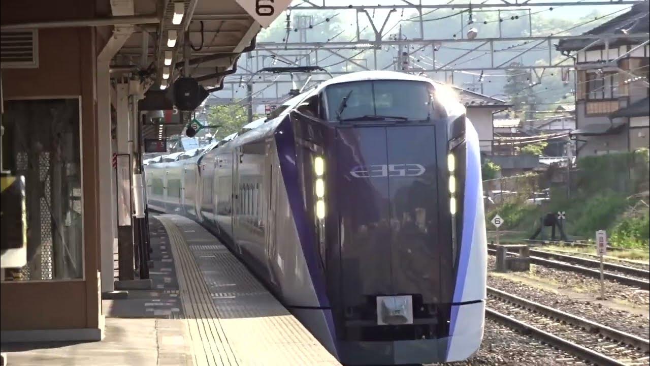 E353系 S105編成＆S205編成 特急スーパーあずさ22号新宿行 大月駅通過 - YouTube