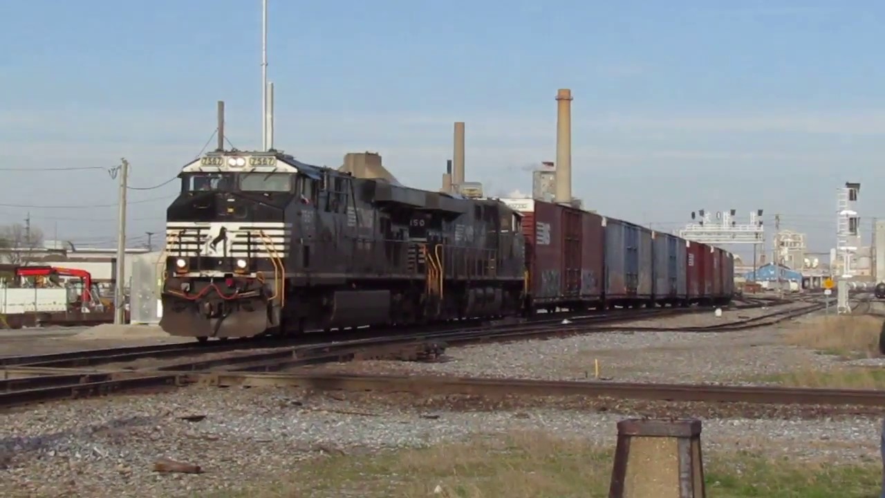 Norfolk Southern 145 (Auto Parts) at Decatur, IL - Apr. 8, 2017 - YouTube