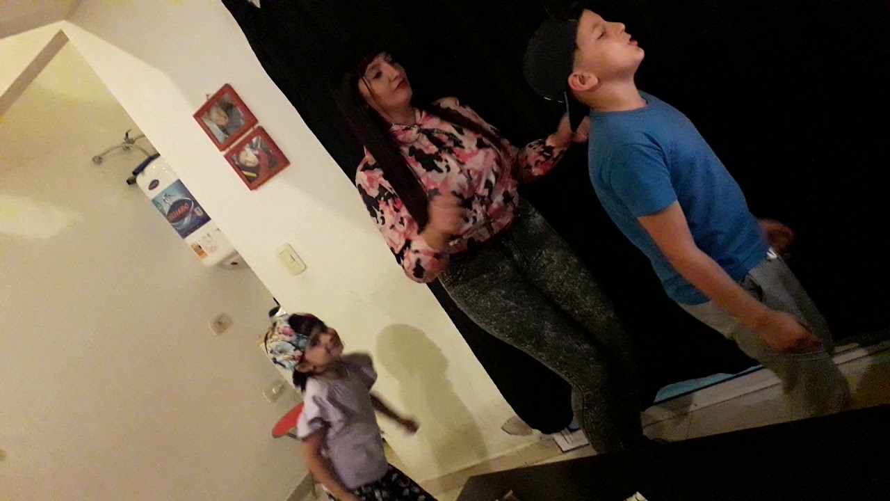 Bailando Con La Tia Youtube