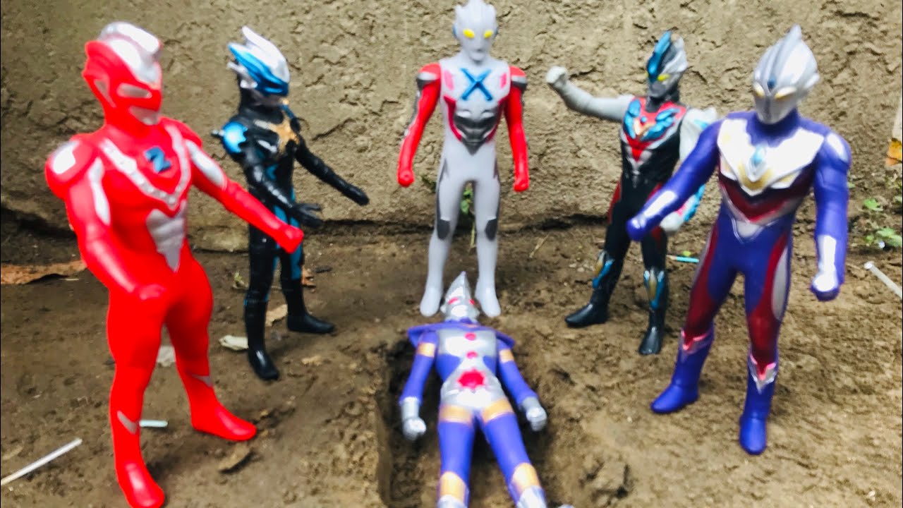 KAKEK ULTRAMAN ZERO KALENG KALENG HIDUPKAN ULTRAMAN YANG MATI,ULTRAMAN ...