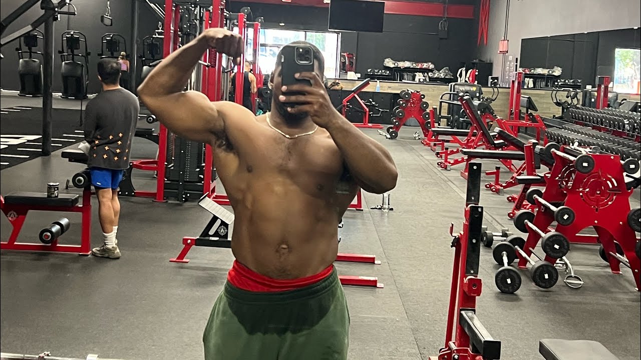 Squats, Hang Clean, Reverse Lunges, Sumo Deadlift, Incline Bench Press ...