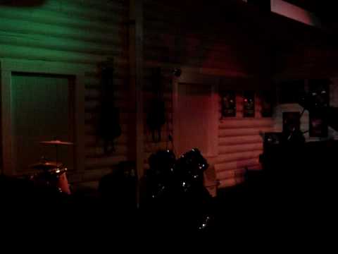 Roger Chouinard and Alan St. Jon jamming shes a runner - YouTube