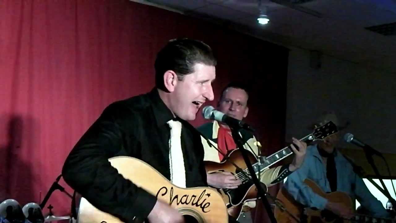 Charlie Thompson - Too Much Lovin' Going On - YouTube