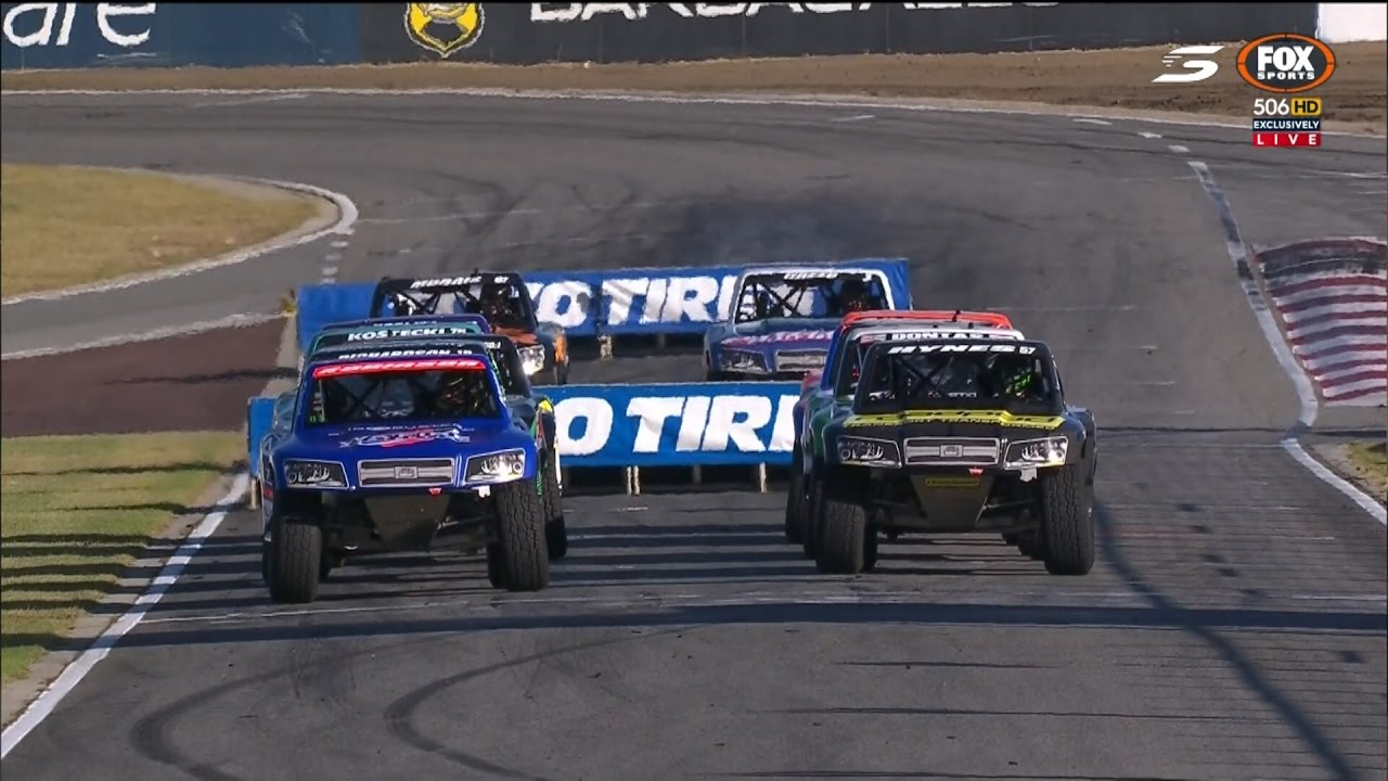 STADIUM SUPER TRUCKS - RACE 1 - PERTH 2017 SUPPORTS - YouTube