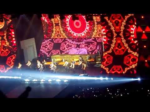 The EℓyXiOn in Manila - CBX KA CHING