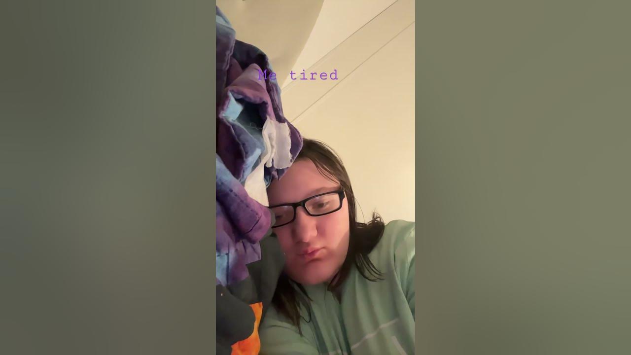 Me FaceTiming my mom at 3:33 am - YouTube