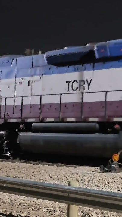 TCRY (Ex-DRGW) SD40T-2 Tunnel Motor Unit in El Paso, TX - YouTube