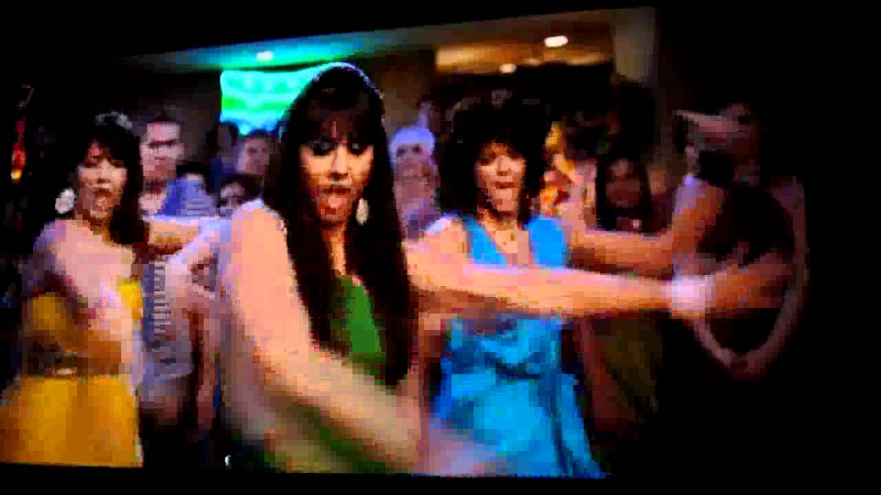 Alvin and the Chipmunks 3 - Dance Battle - YouTube