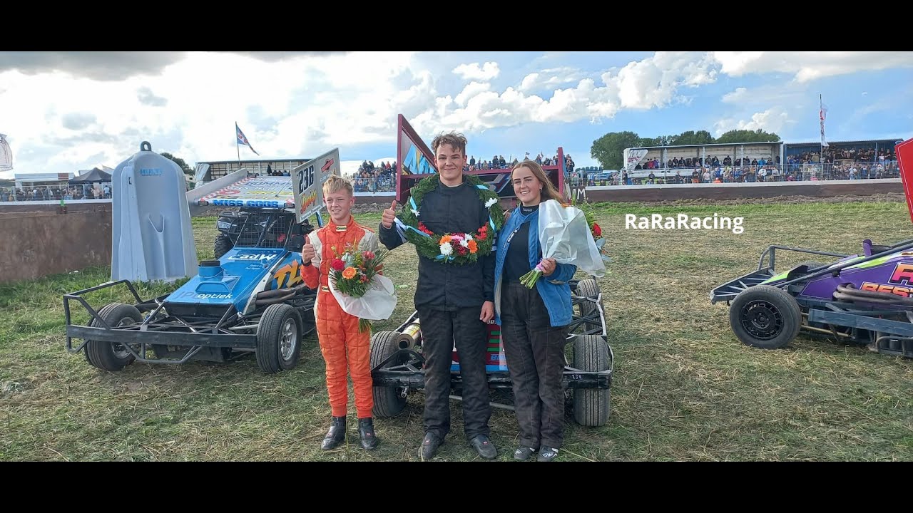 Finale Stockcar F2 junioren autocross Hallum 2023 - RaRaRacing - YouTube