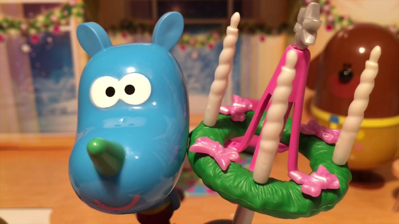 Hey Duggee And The Christmas Badge Video Advent Calander Day 6 - YouTube