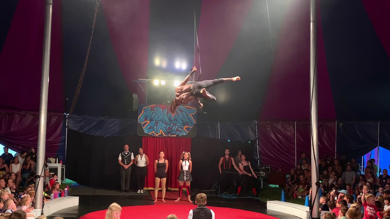 Alseny's Aerial straps performance at Midnight Circus - YouTube