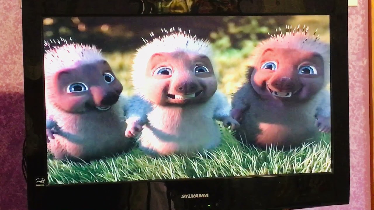 Over The Hedge Rj And Verne