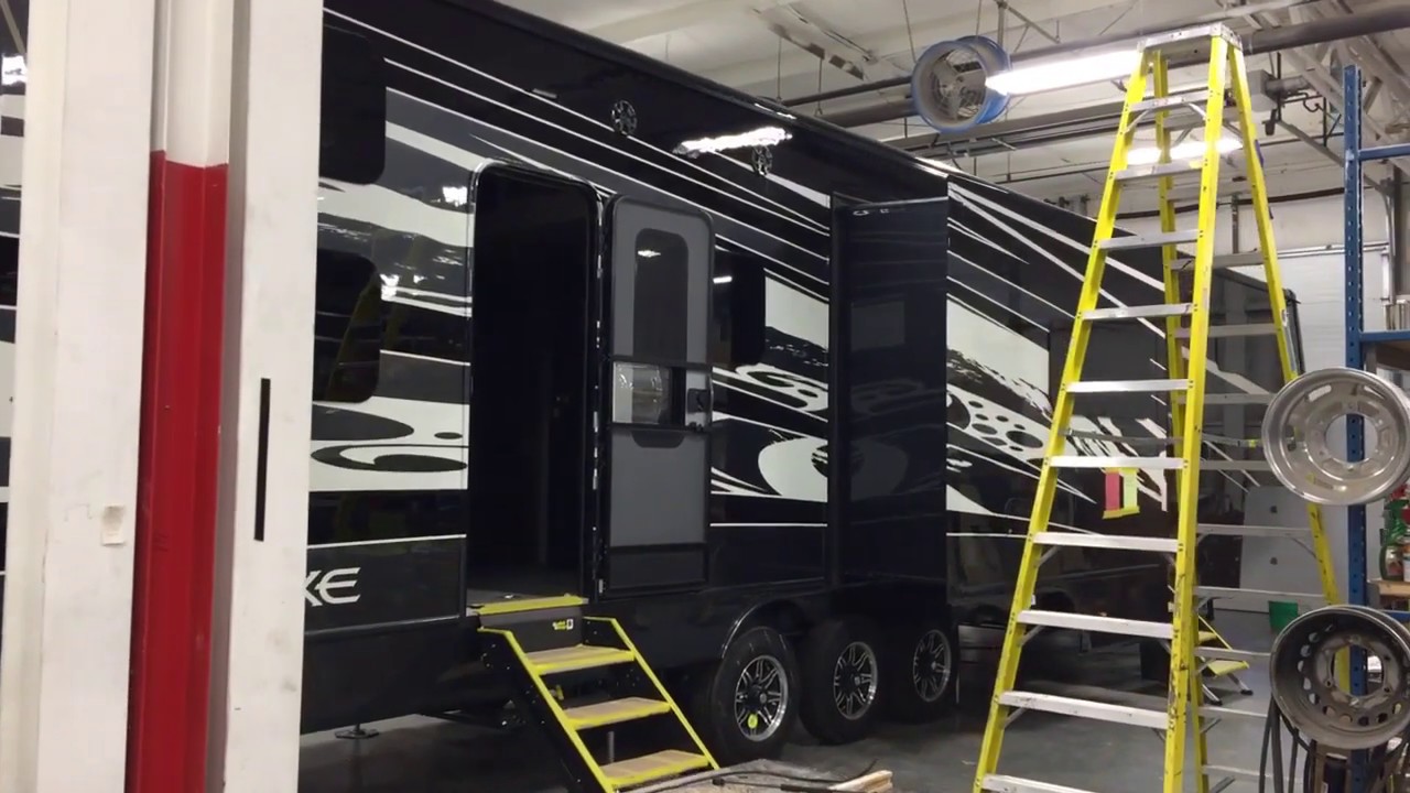Luxury Toy hauler Fifth Wheel - Luxury RV Paint - YouTube