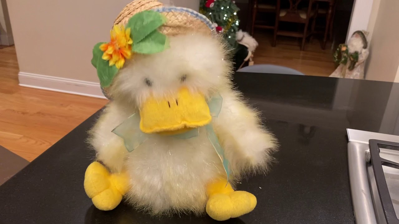 PBC International Singing Duck - YouTube