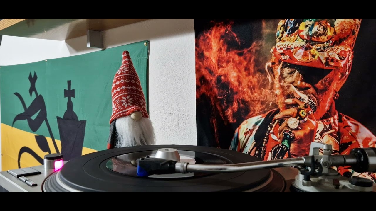 Bunny Lie Lie - Love Me A Deal With - YouTube