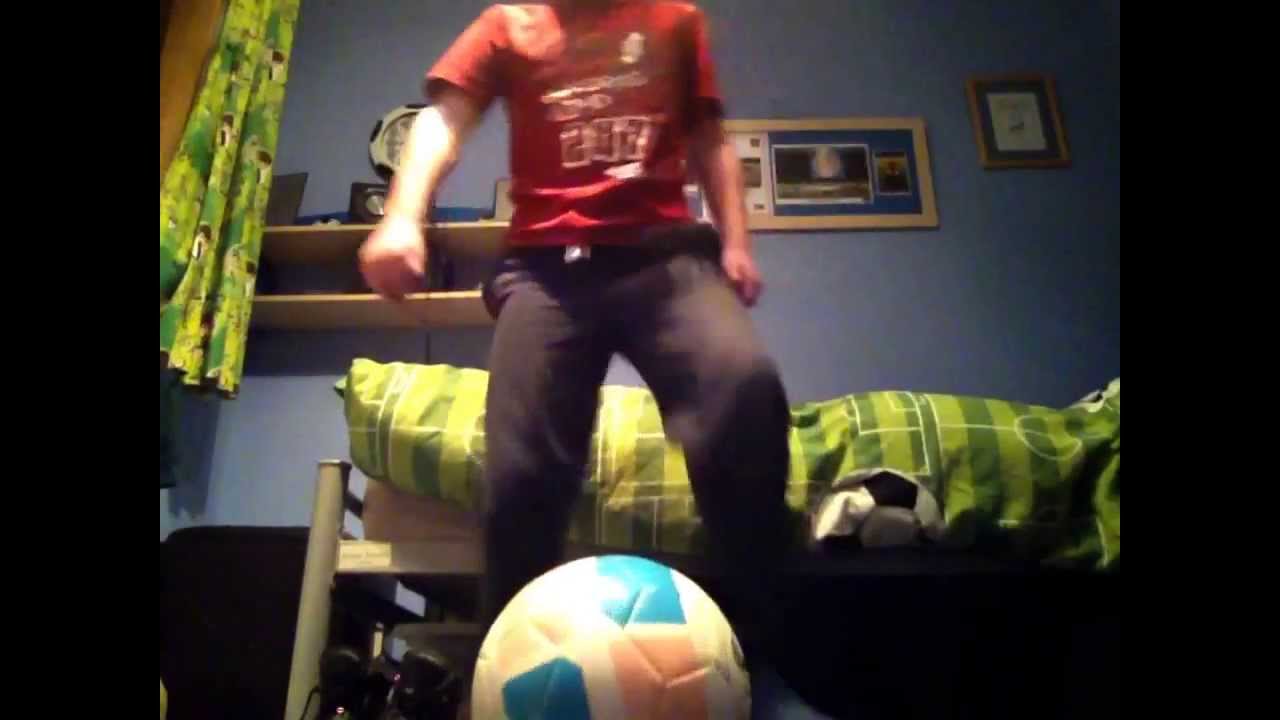 L Shaped turn:Football skills - YouTube