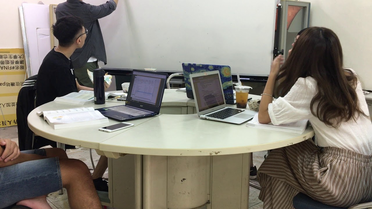 HR-discussion - YouTube