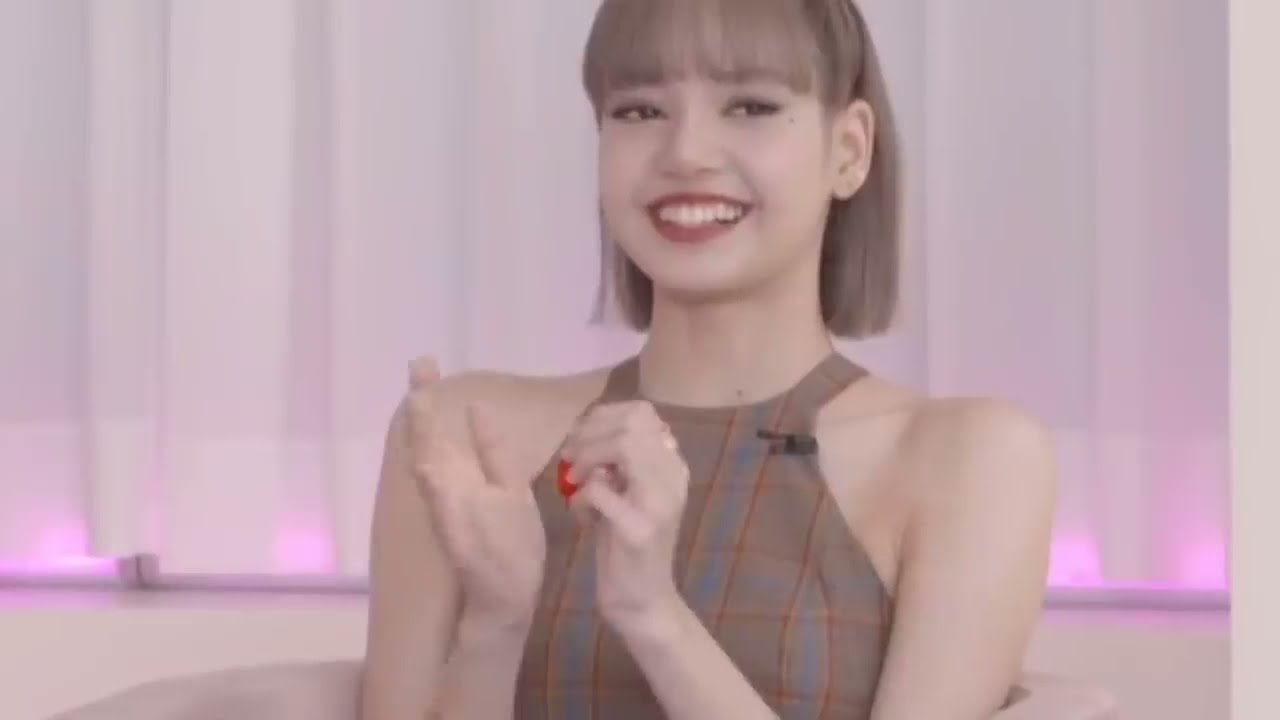 Lisa about her dog, LOVE ️ - YouTube