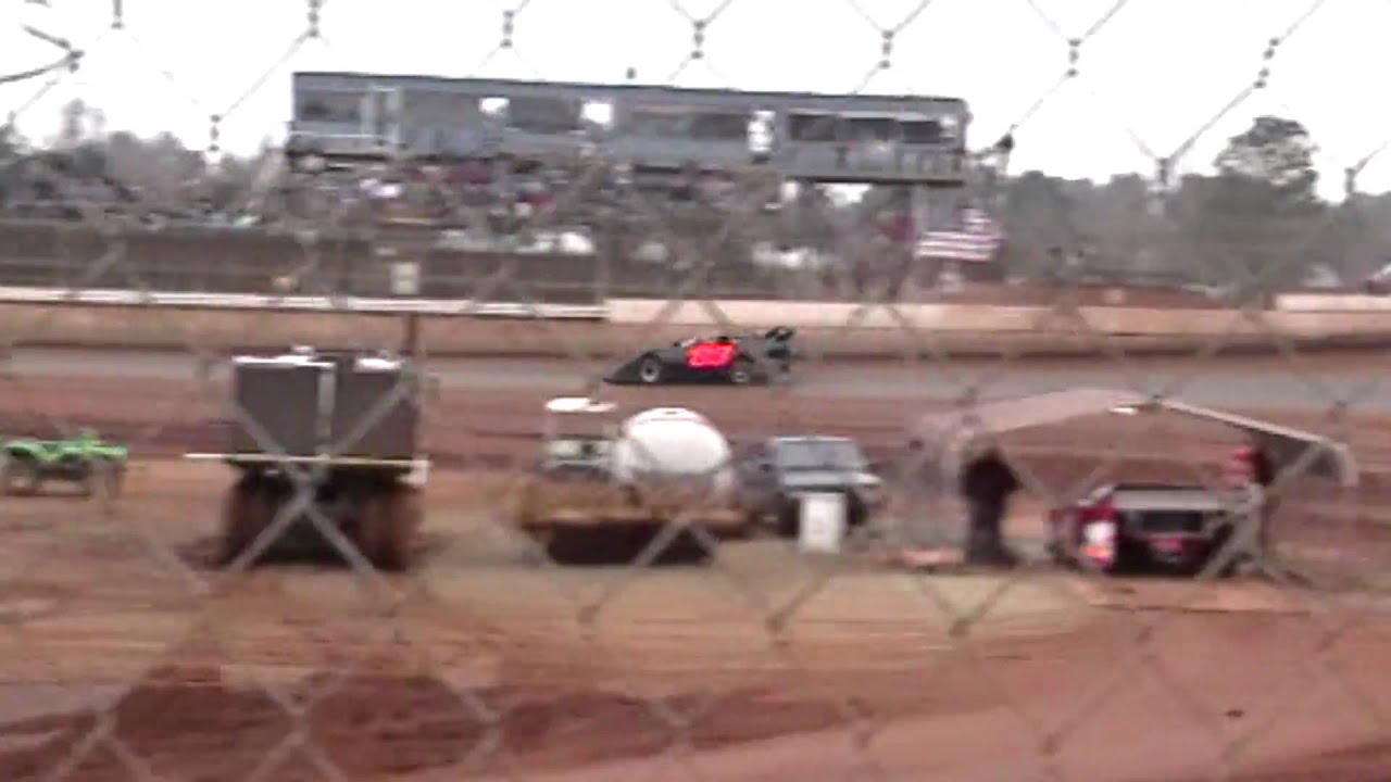 Jered Smith qualifying at Columbus Speedway - YouTube