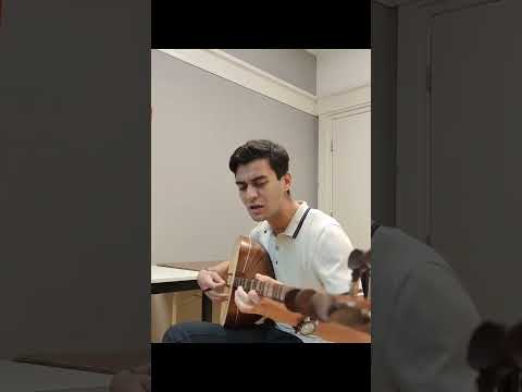 Leblerinde Kıvrılan Bir Goncanın Al Rengi Var - Hicaz Şarkı - Emin Ongan