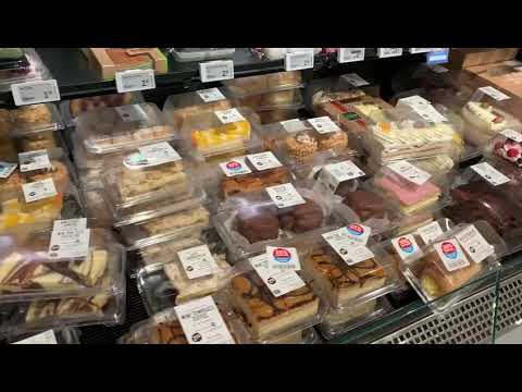 DUTCH CAKES AND DESSERTS TO TRY - YouTube