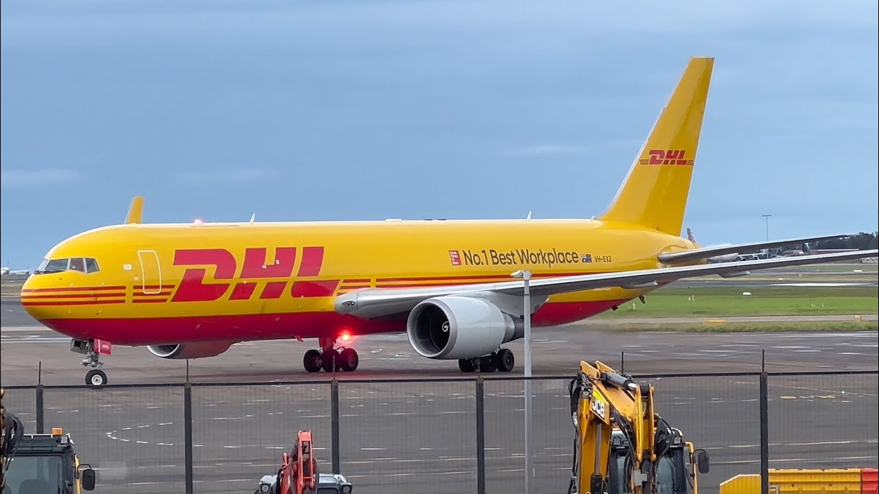 17 MINUTES OF STUNNING AIRCRAFT TAKEOFFS- In Australia’s Biggest ...