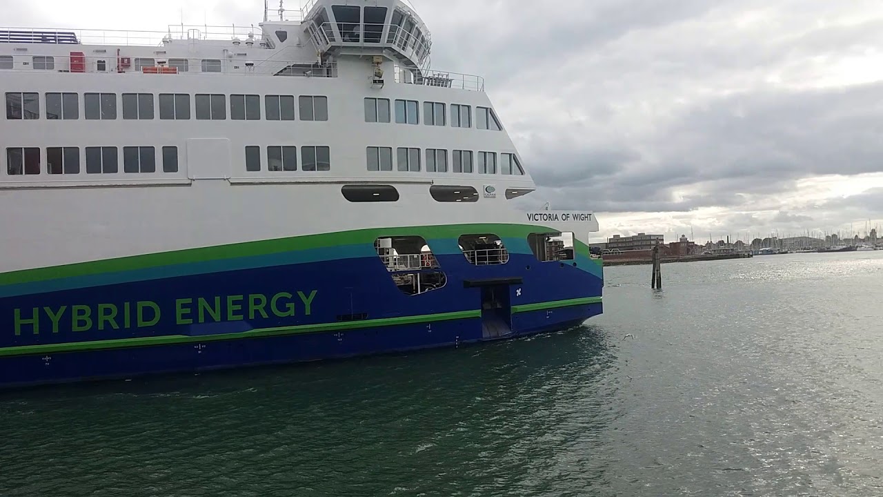 *BRAND NEW* Wightlink Victoria of Wight Hybrid Ferry Departing ...