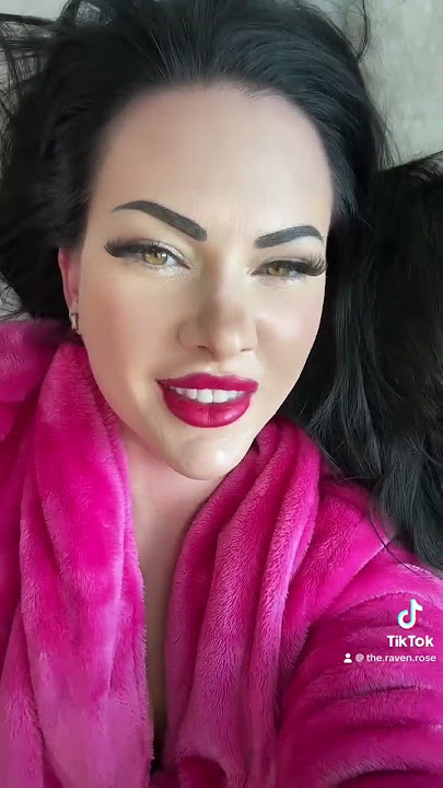 Raven Roses Instagram Twitter And Facebook On Idcrawl